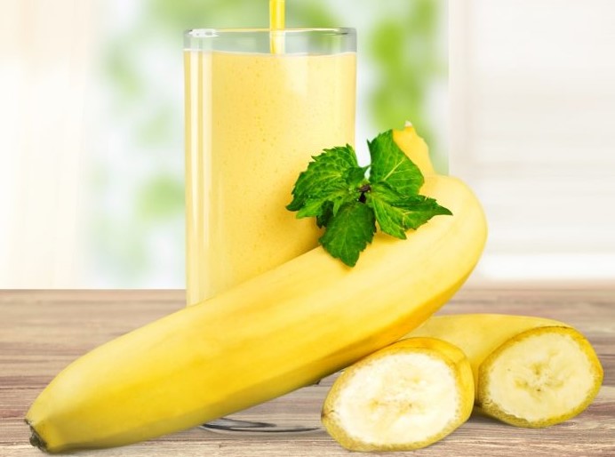 PINEAPPLE, ORANGE & BANANA SMOOTHIE – Trelia